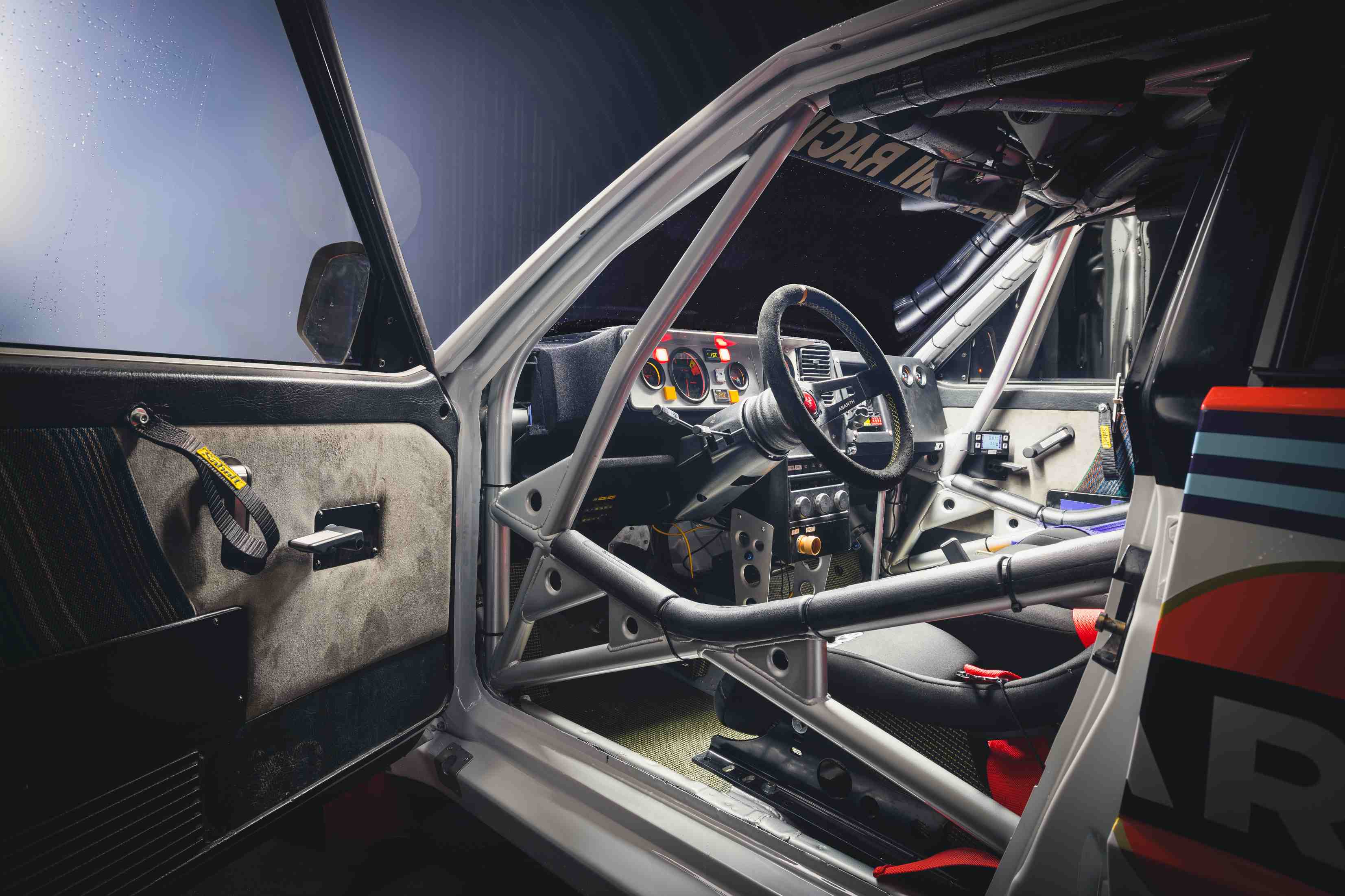 Race & Rally | Rolkooien en buisconstructies – VA Fabrication
