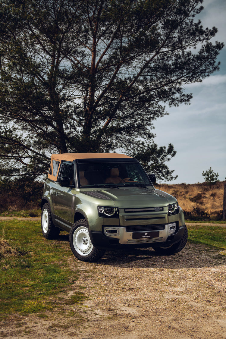 Land Rover Defender - De Heritage Customs Valiance Convertible – VA ...